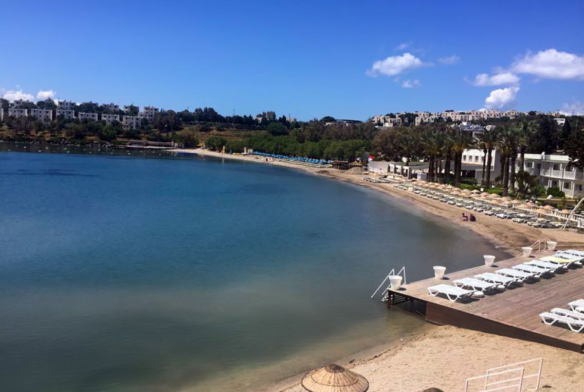 Akyarlar Halk Plajı | Nomatto