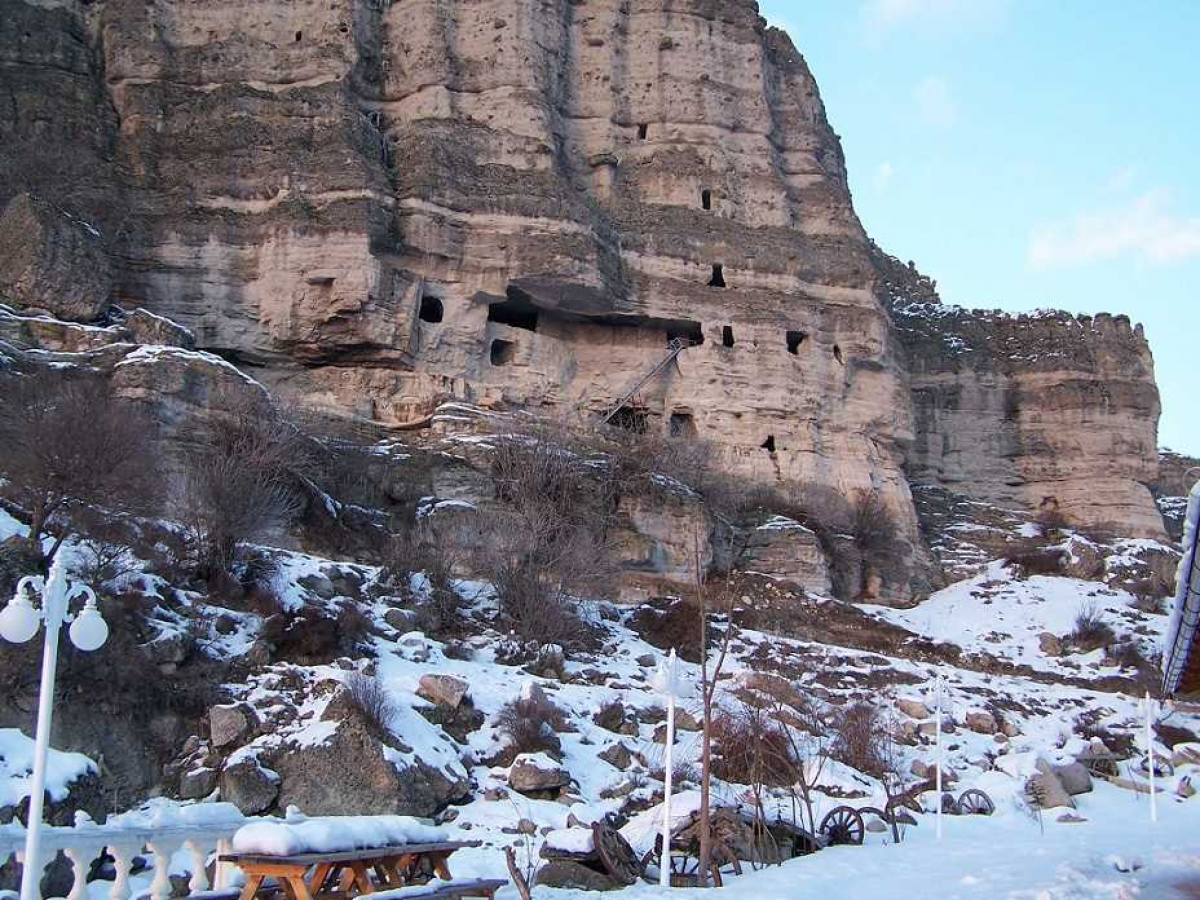 The Rock Houses Of Seben | Nomatto