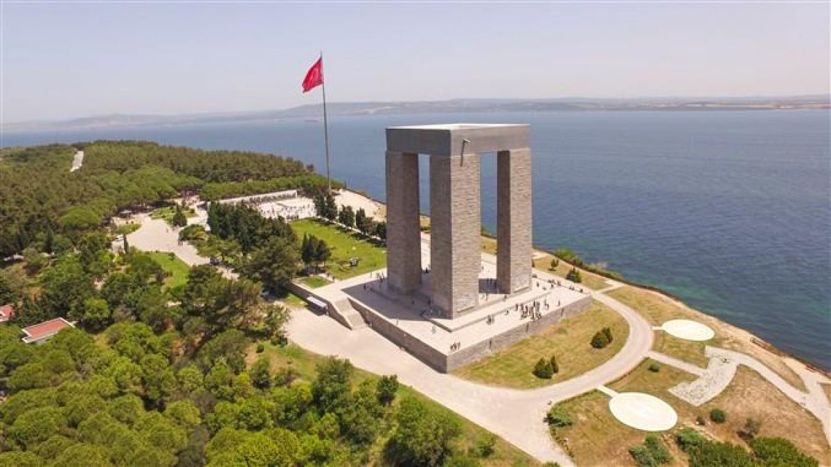 Visit The Martyrs' Monument In Çanakkale | Nomatto