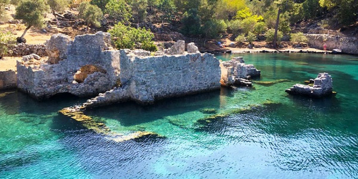 Kleopatra Hamamı Ve Koyu | Nomatto