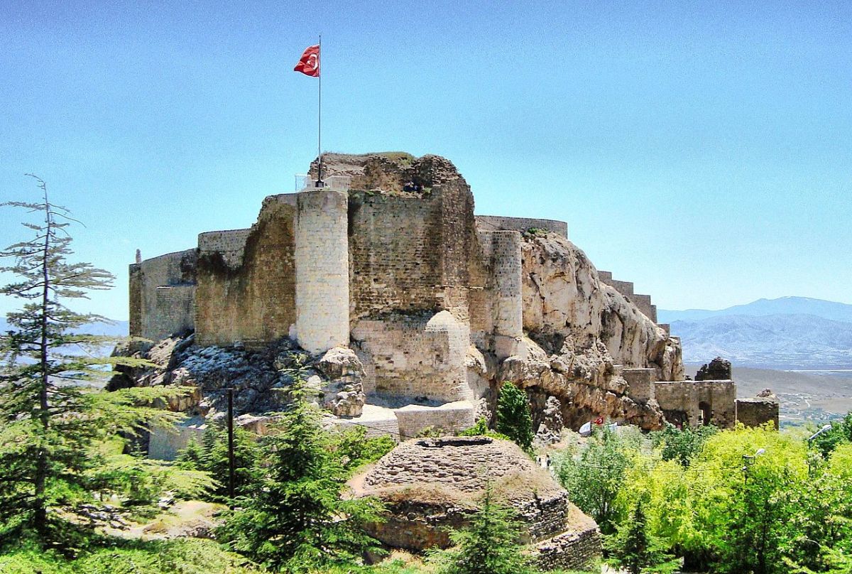 The Castle Of Harput | Nomatto