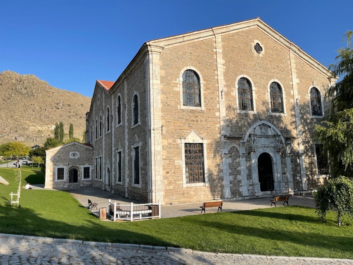 Ermeni Kilisesi | Nomatto