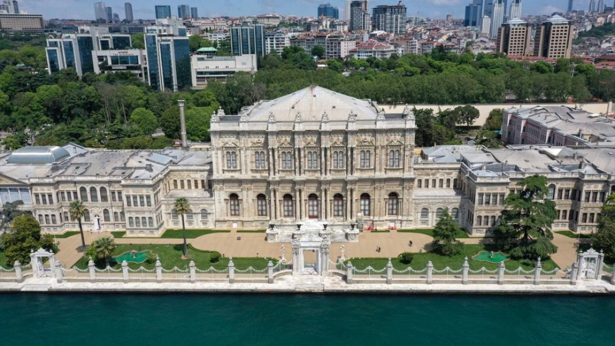 Dolmabahçe Palace Museum | Nomatto