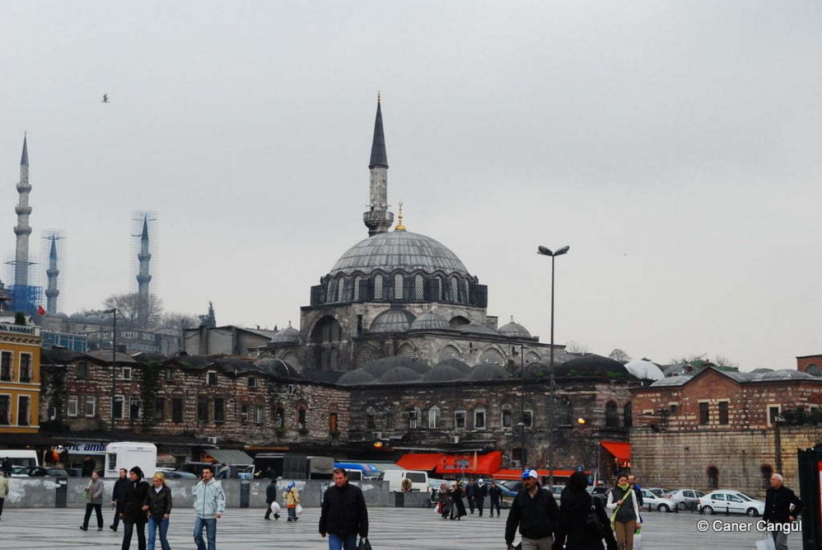 Rüstem Paşa Camii | Nomatto