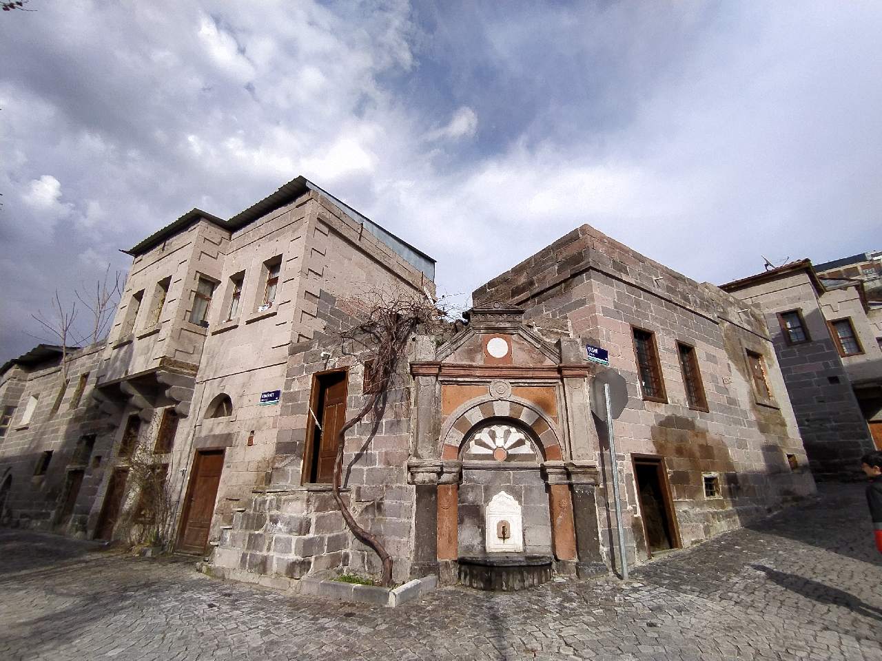 This Is Kayseri Talas. | Nomatto