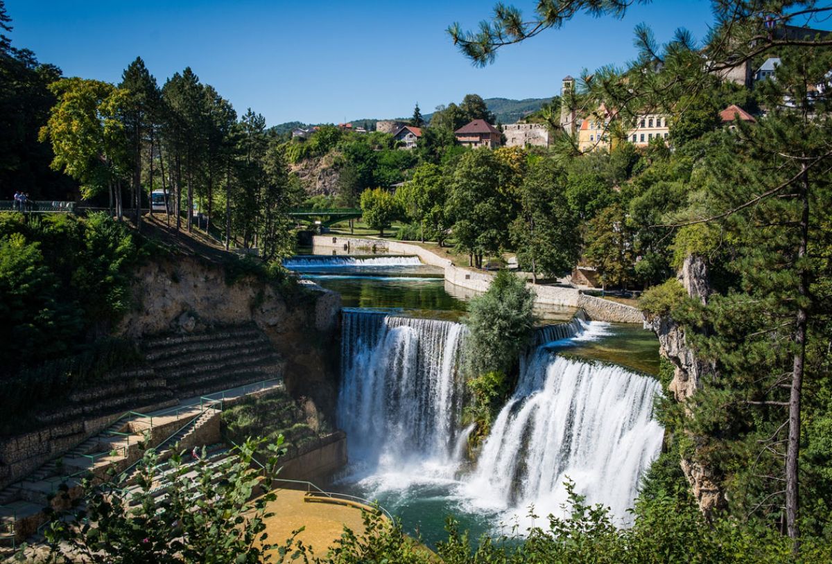 Jajce (Yaytse) | Nomatto