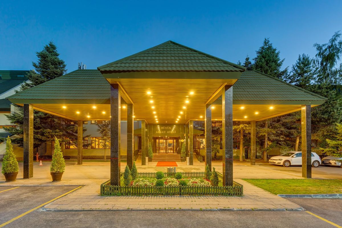 The Great Abant Hotel | Nomatto