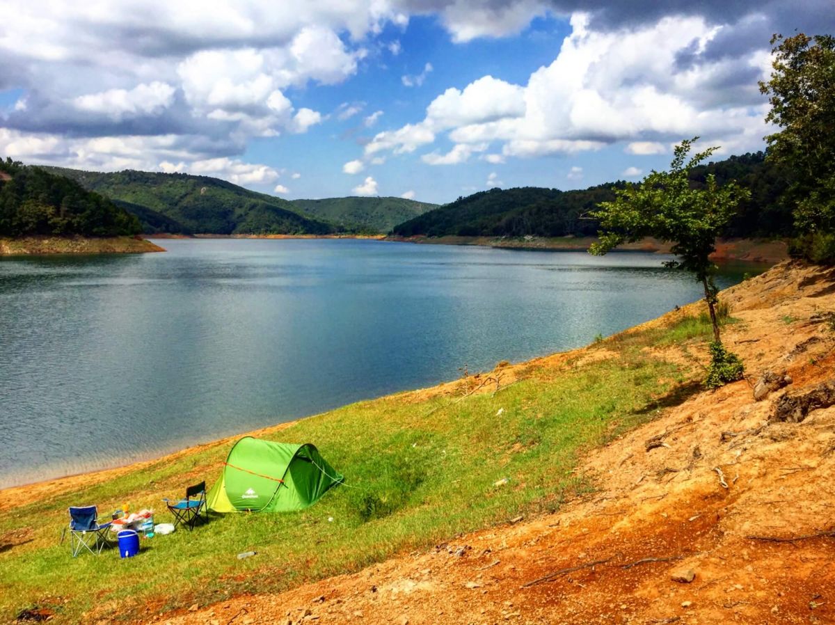 The Narrow Dam Campgrounds Chile | Nomatto