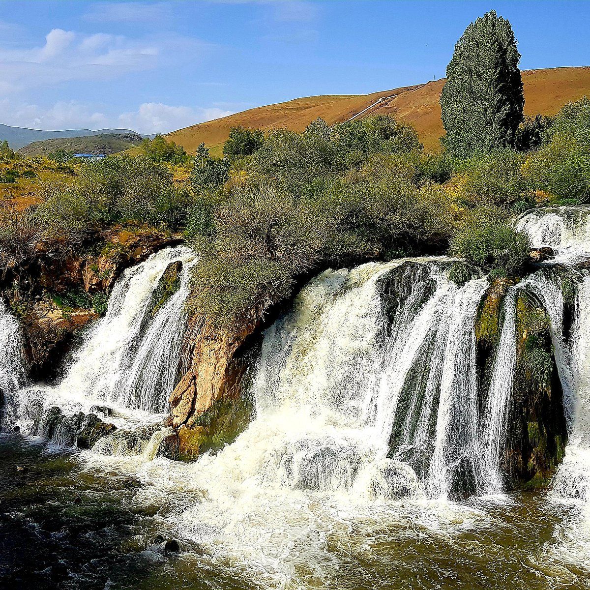 Muradiye Şelalesi | Nomatto